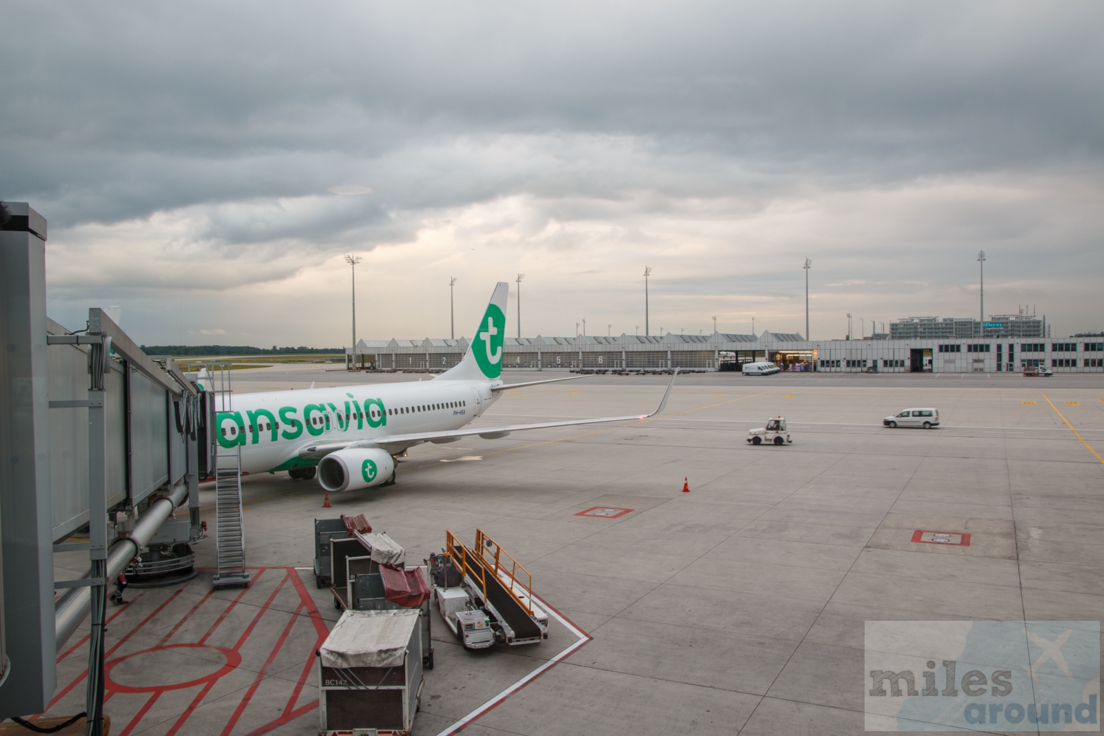 Transavia Economy Class in der Boeing 737–800 nach Berlin (Trip Report)