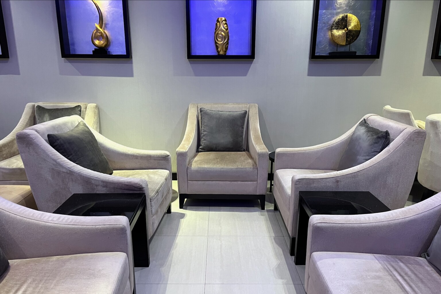 Oman Air First & Business Class Lounge Bangkok (Lounge Bewertung 2023)